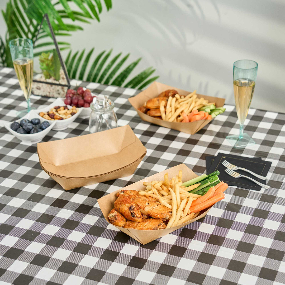 SustainaLite 1 1/2 lb #300 Kraft Paper Food Tray / Boat - with PE ...